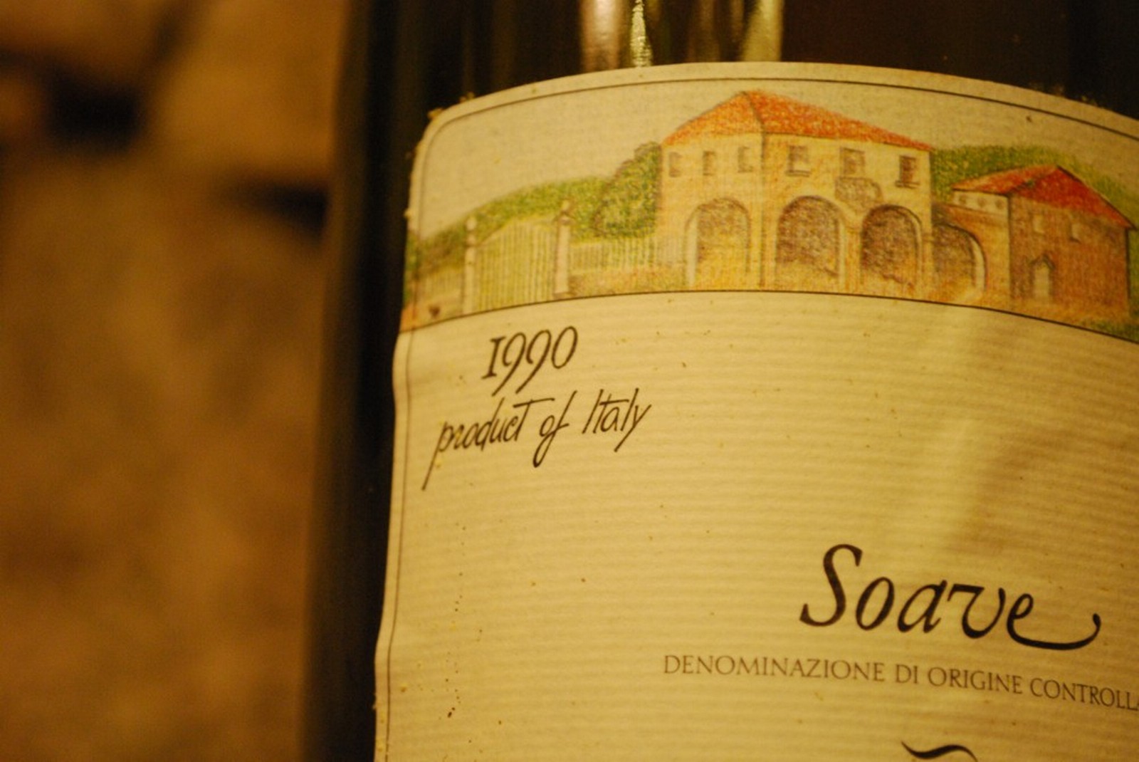 Wine 1990: Soave 1990 Magnum - fine and rare wine Grams & Co